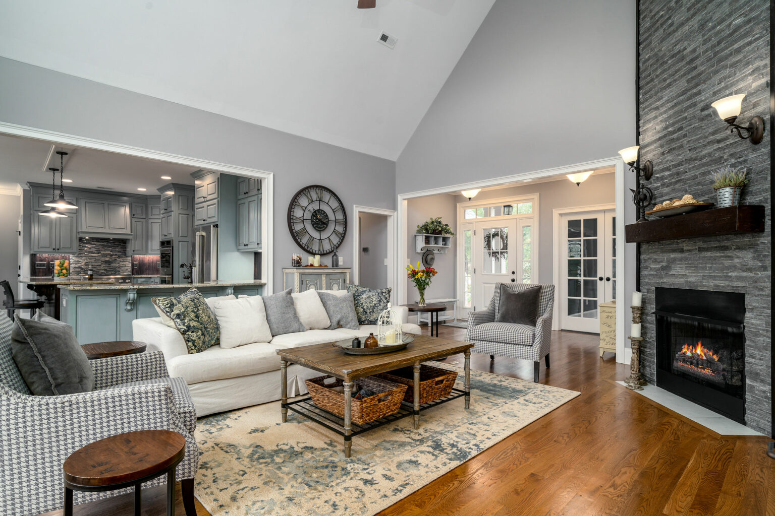 Hotel Suite vs Hotel Room: Choosing the Perfect Accommodation